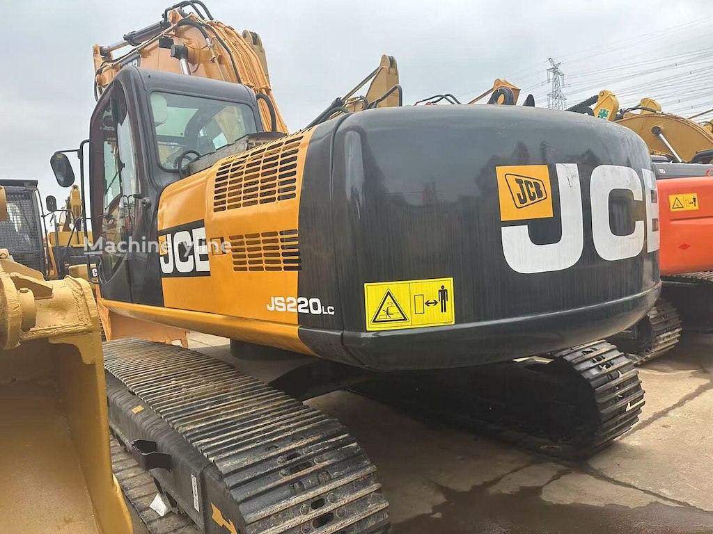 JCB JS220 bager guseničar