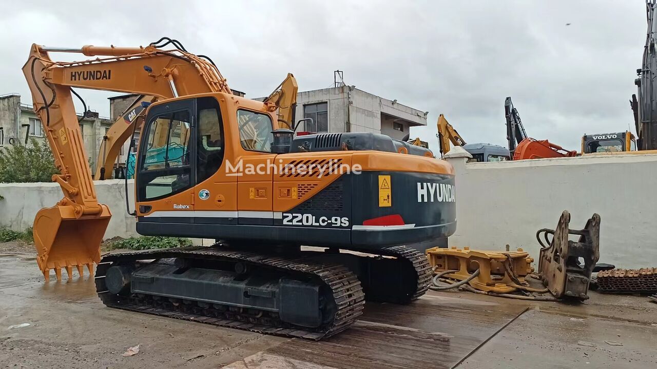 Hyundai R220LC-9S bager guseničar
