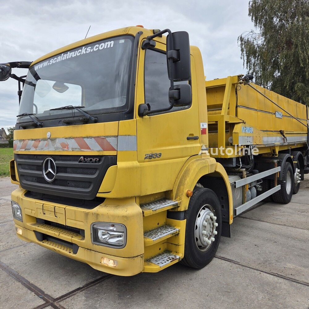 Mercedes-Benz AXOR 2533 6X2 CHASSIS LOW MILEAGE rasipač peska