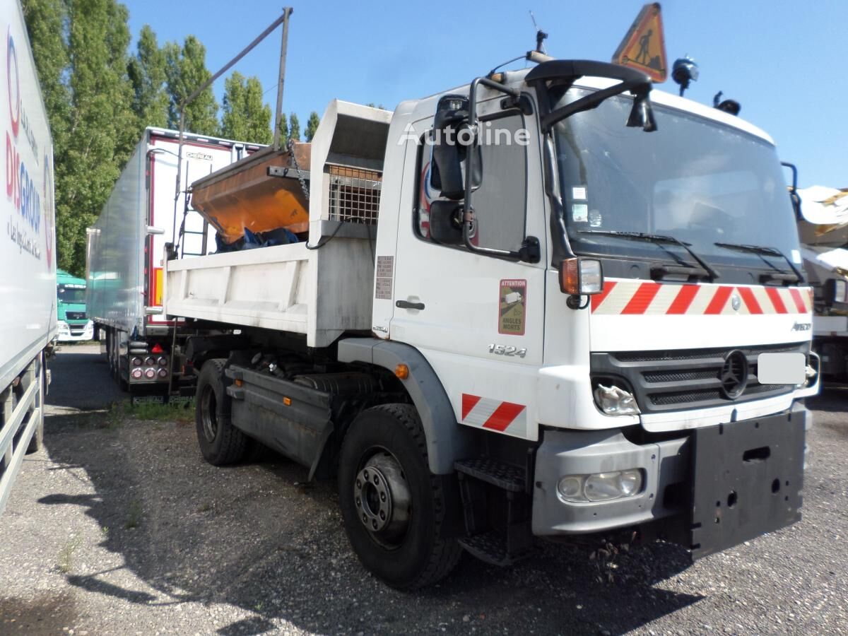 Mercedes-Benz Atego 1524 4*4 rasipač peska nakon udesa