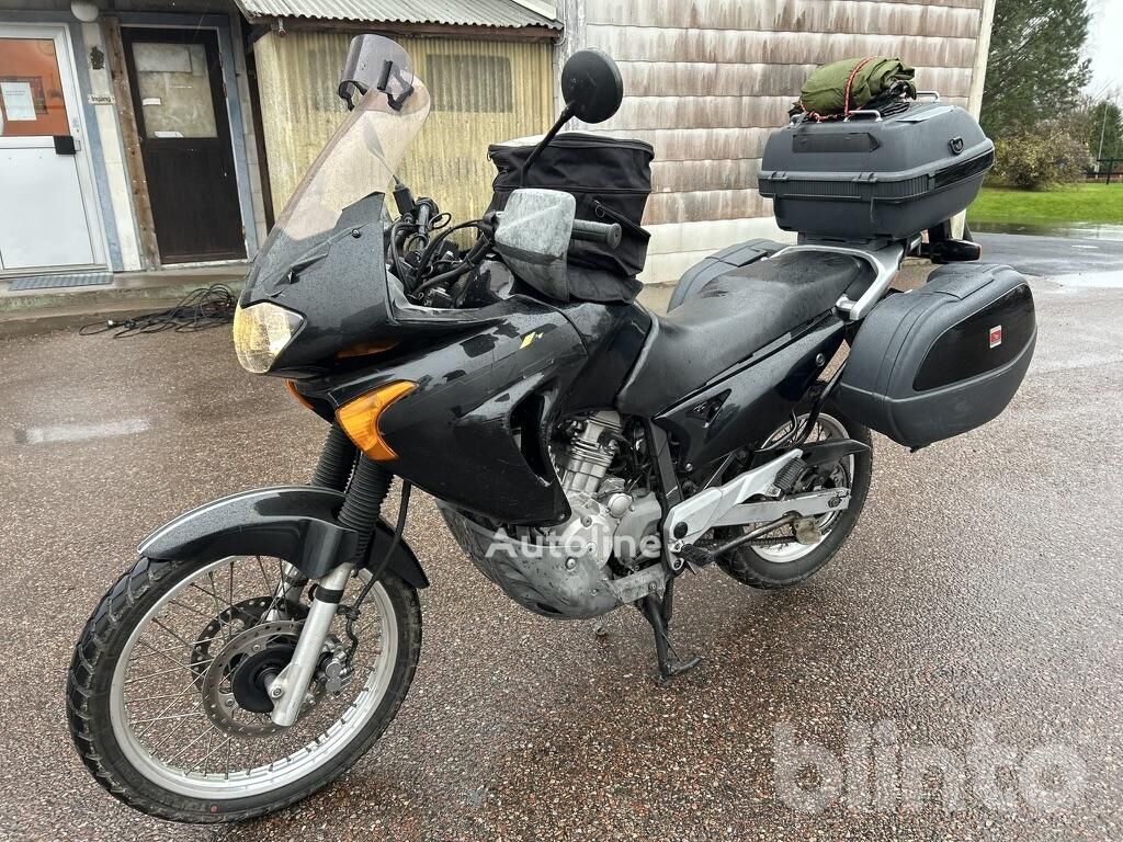 Prodaje se Honda XL650V Transalp motocikl na aukciji