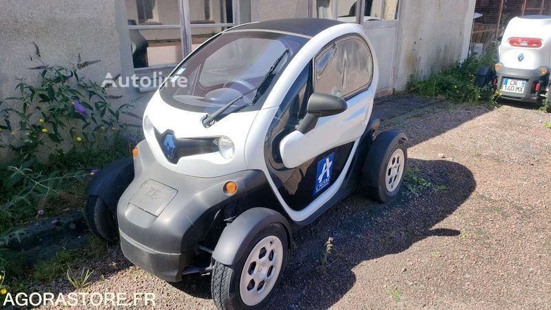 Prodaje se Renault TWIZY četverocikl na aukciji