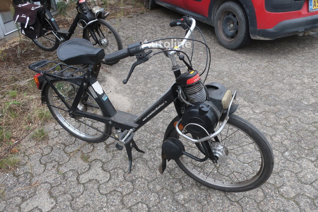 Prodaje se VELO SOLEX 4800 moped na aukciji