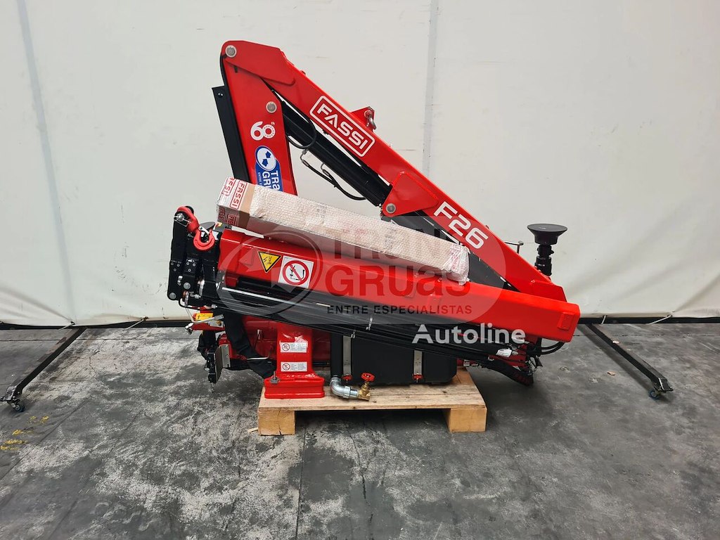 Nova Fassi F26A.0.23 active autodizalica s kranom