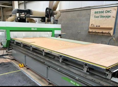 CNC obradni centar za drvo Biesse Skill 18.36 G FT Najprodavaniji