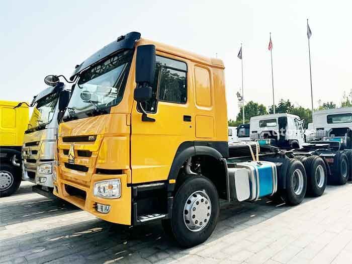 Sinotruk Howo 371 6x4 Tractor Truck for Guyana tegljač