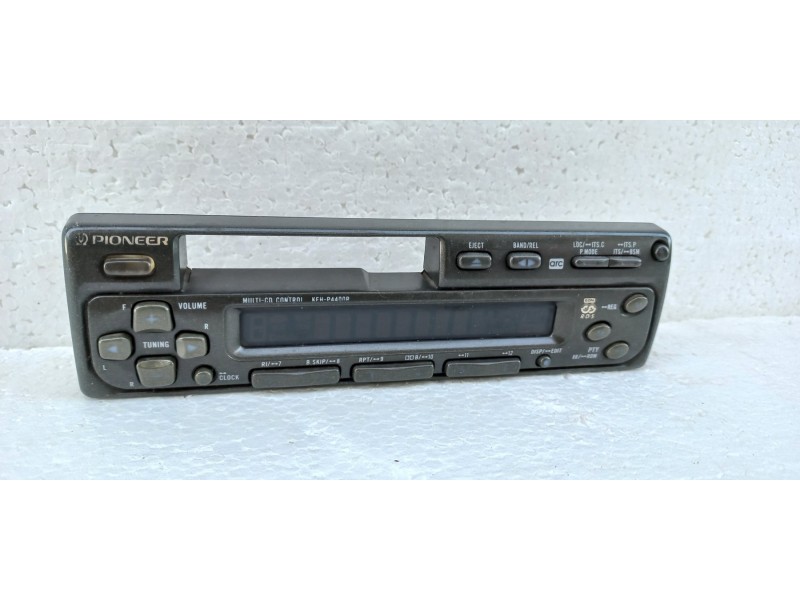 Auto radio Pioneer KEH-P4400R prednji panel