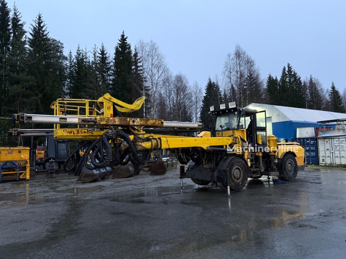 Prodaje se Atlas Copco Boomer E2C Borerigg bušaće postrojenje na aukciji