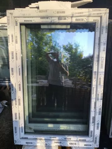 NOVA REHAU PVC STOLARIJA IZ SVAJCARSAKE VEOMA POVOLJNO