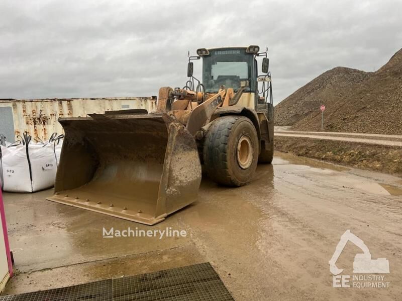 Liebherr L 566 2plus2 prednji utovarivač