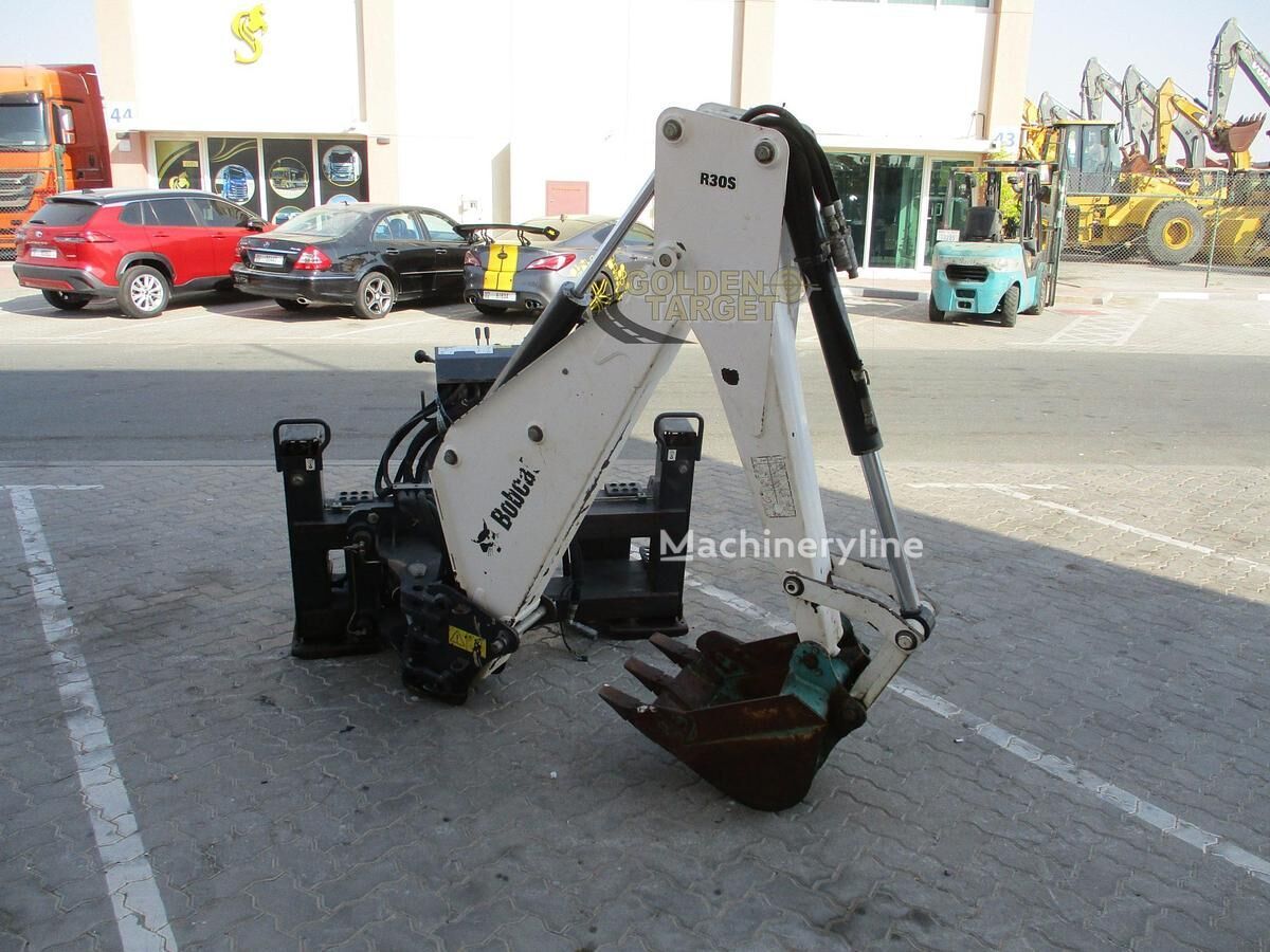 Bobcat R30S traktorski bager