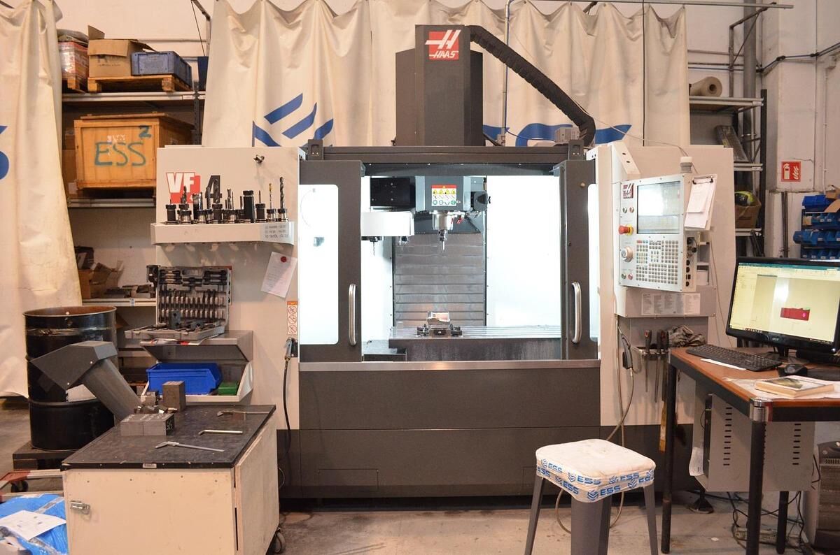 Haas VF-4 obradni centar
