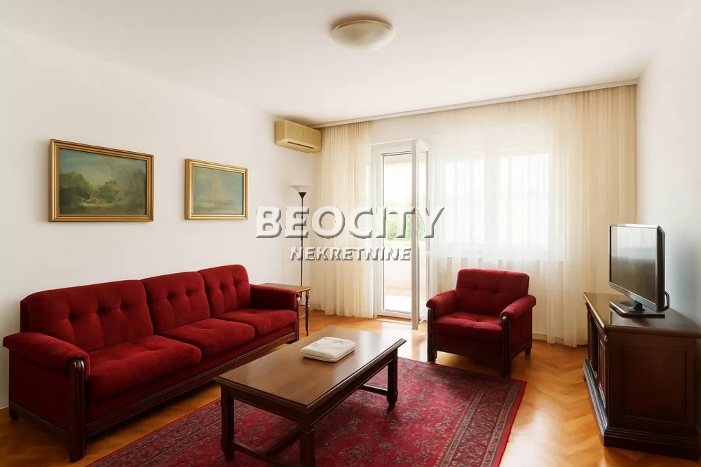 Trosoban stan, 80 m2, Novi Beograd, Bulevar maršala Tolbuhina ID: 125042