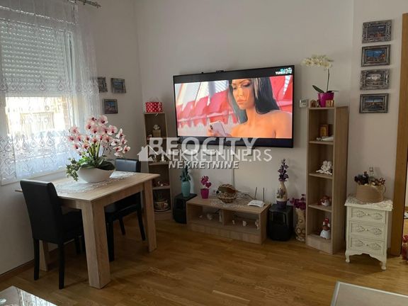 Novi Sad, Salajka, Jovana Cvijića, 1.5, 34m2, 400EUR