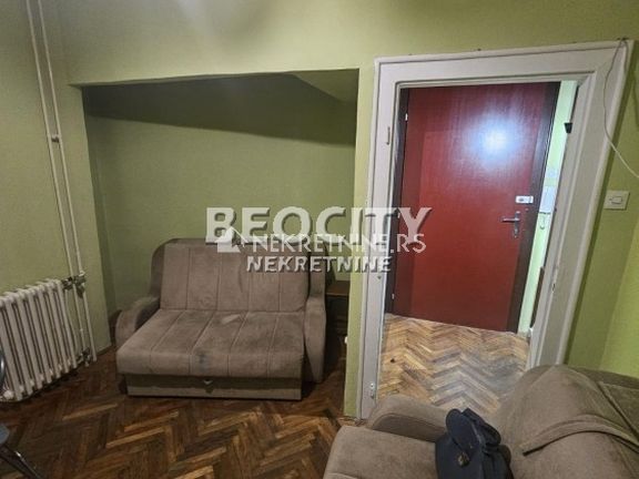 Novi Sad, Centar, Vojvode Mišića, 0.5, 21m2, 73000EUR