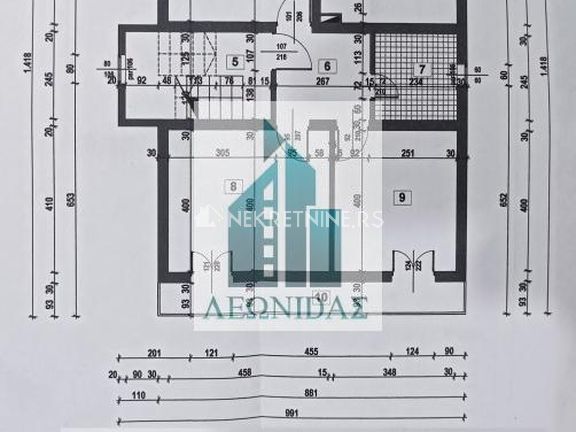 Odličan 3.0 stan u kući