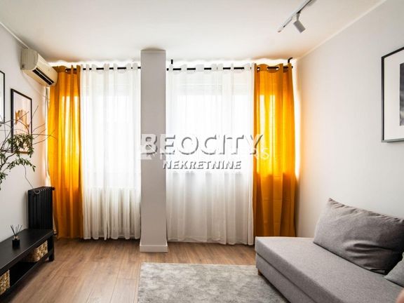 Novi Sad, Rotkvarija, Bulevar kralja Petra I, 2.0, 56m2, 165900EUR