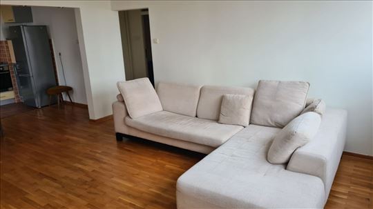 Banovo brdo, Požeška, 2,0- 61 m2, lodja, renoviran