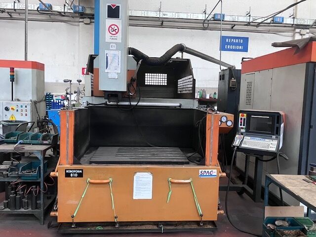 E-SINKING EDM
CHARMILLES ROBOFORM 810