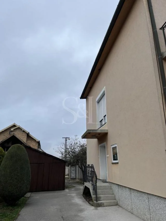 ODLIČNA KUĆA ZA VEĆU PORODICU U APATINU!!!!