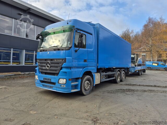 Buљilicu
Mercedes-Benz/Müller-Mitteltal/Tracto Actros/Maschinenanhänger/25N
