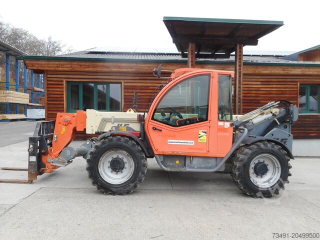 Telehandleri
JLG 3512