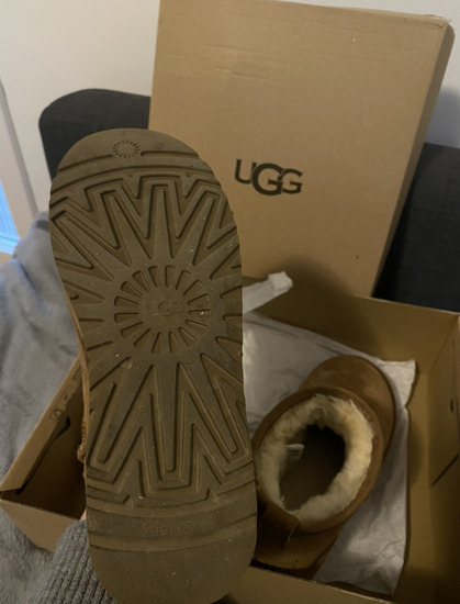 Ugg mini platform