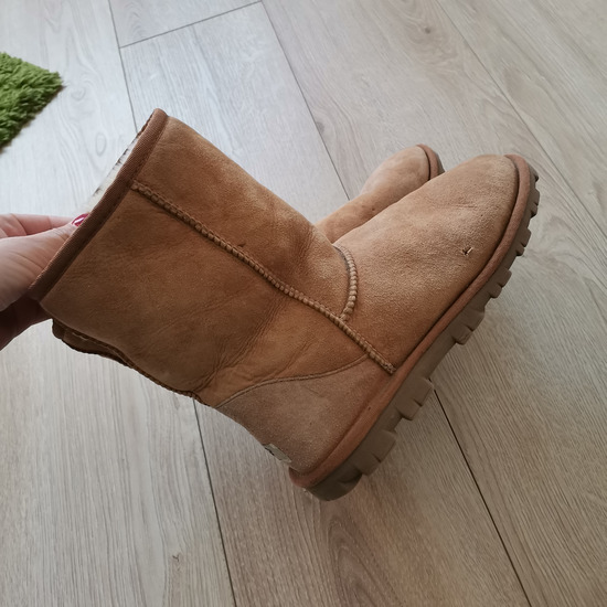 Ugg cizme