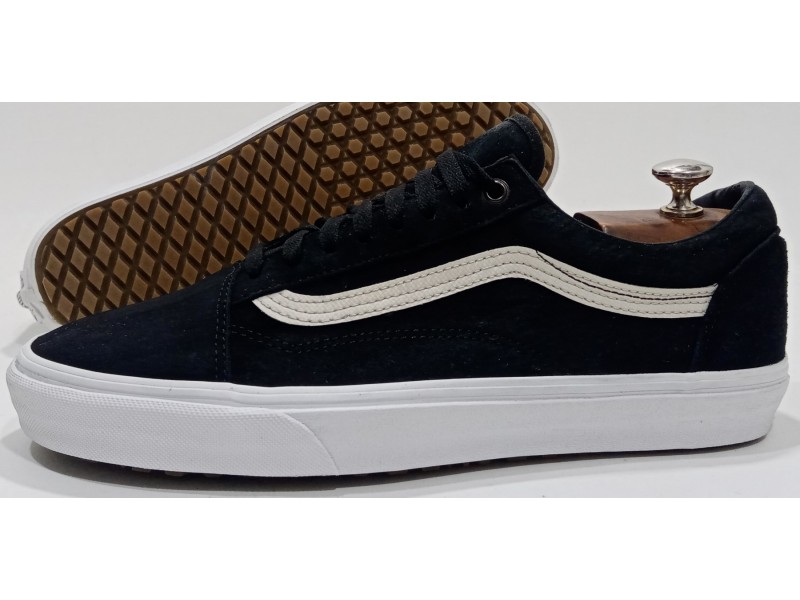 VANS-Prirodna koža-Futrovane✔️ (EUR44,5) ✅