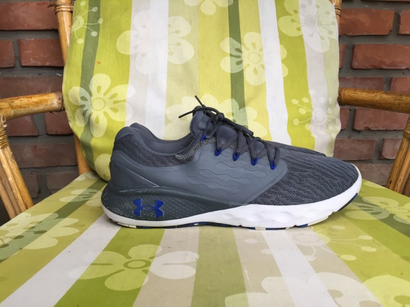 Original Under Armour patike br46