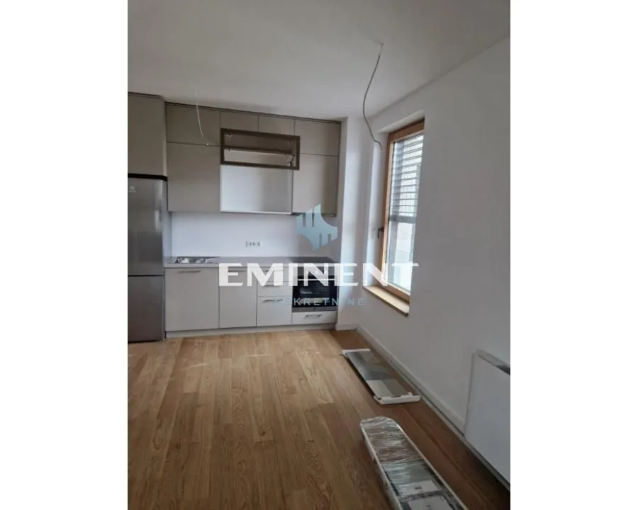 Izdavanje, dvosoban stan, 50m², Banovo Brdo, Beograd