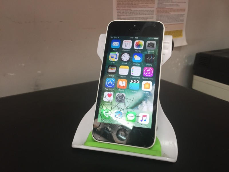 iphone 5c-8gb Br.Z35