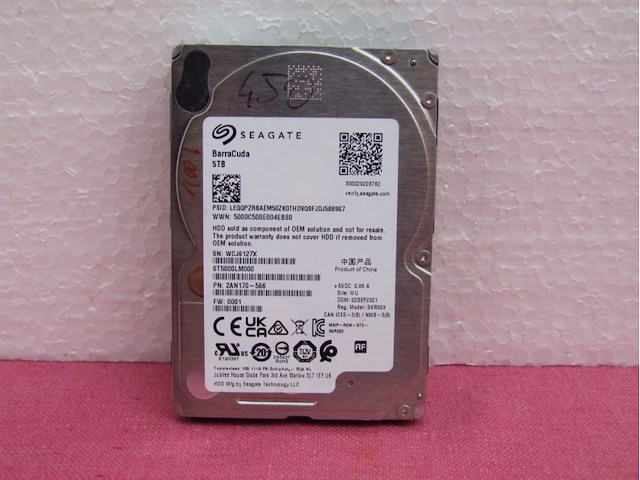 Seagate BarraCuda 5TB SATA hard 2.5 inca + GARANCIJA!