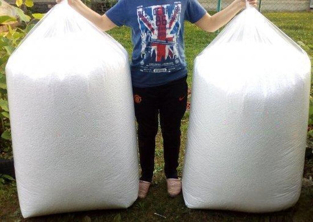 Stiropor (Styrofoam) in granules (bag) and in pieces (cubic meter)