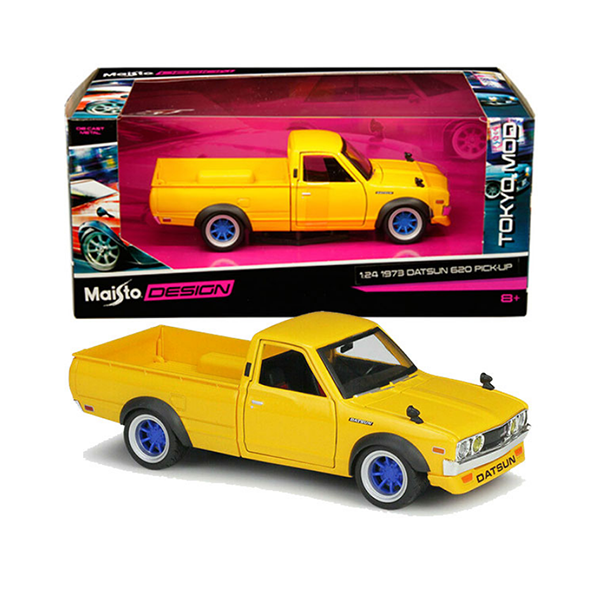 Auto Datsun 620 pikap 1:24 Maisto 53111