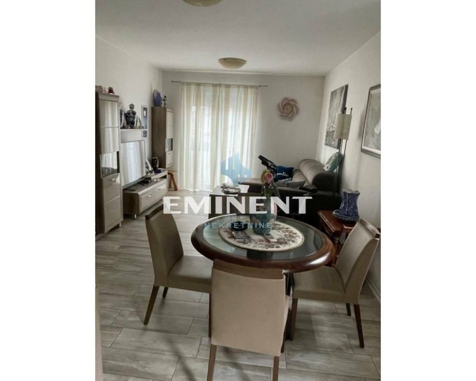 Voždovac, Lekino brdo, Braće Kovač, 3.0, 65m2, 650 EUR