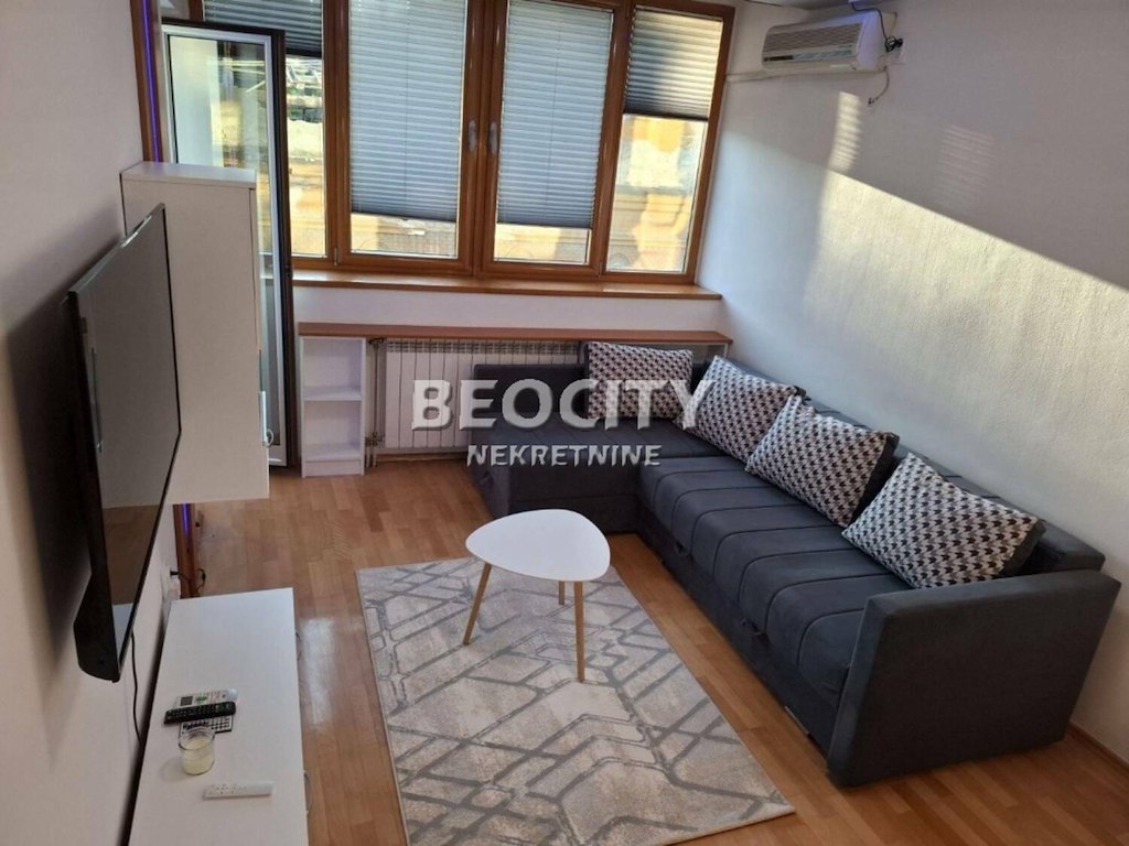 Novi Sad, Centar, Železnička , 2.0, 52m2, 550EUR