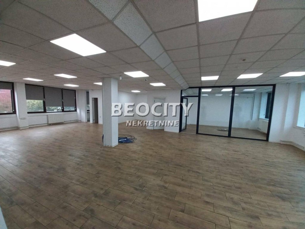Novi Sad, Bulevar Oslobođenja, Bulevar oslobođenja, 4.0, 200m2, 2500EUR