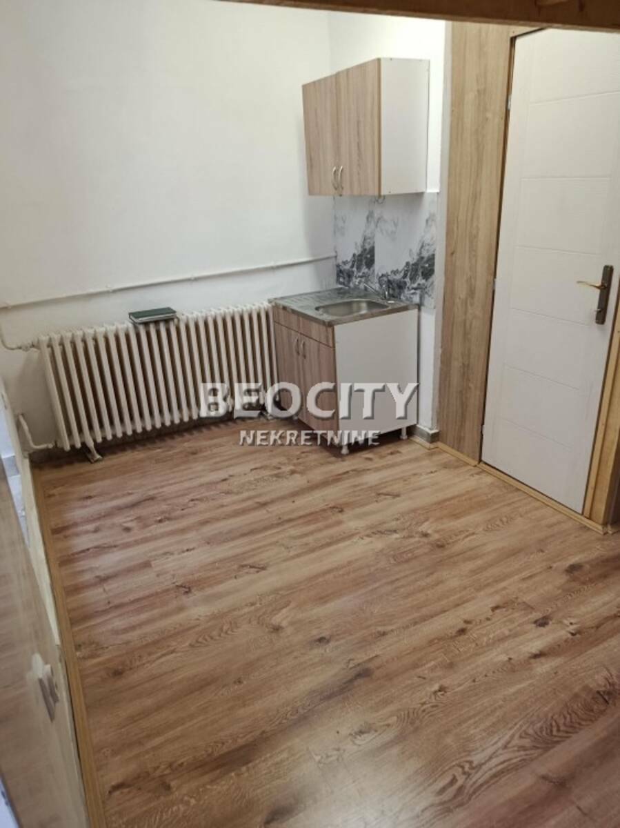 Novi Sad, Centar, Zmaj Jovina, 0.5, 30m2, 60000EUR