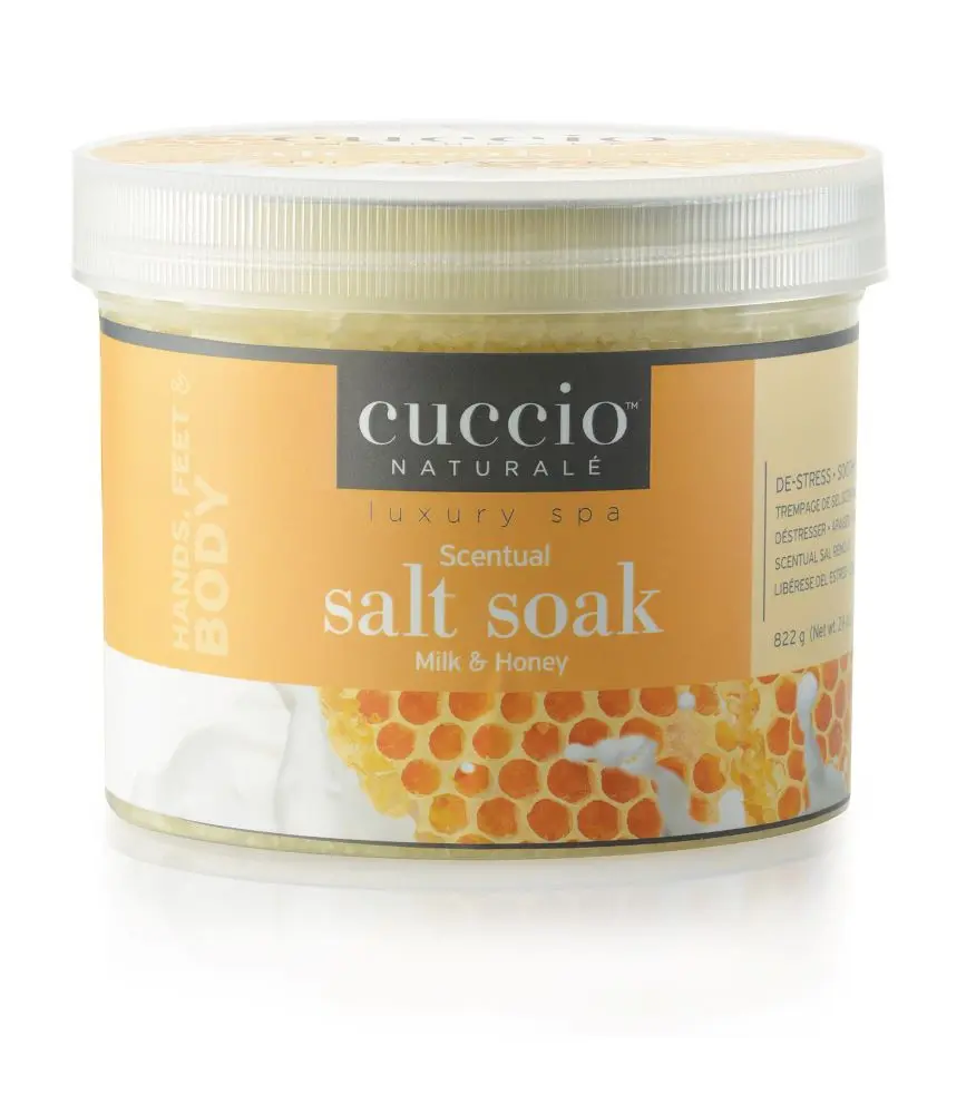 CUCCIO So za pripremu kupke za pedikir Med i Mleko Scentual Salt Soak 822 g