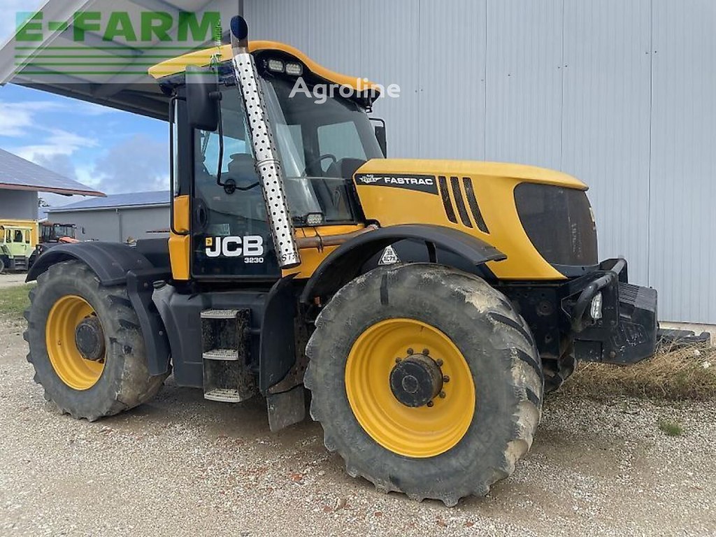 JCB fastrac 3230 traktor točkaš