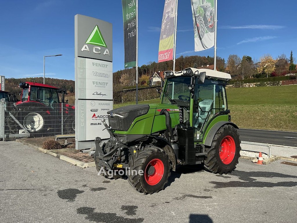 Fendt 211 V traktor točkaš