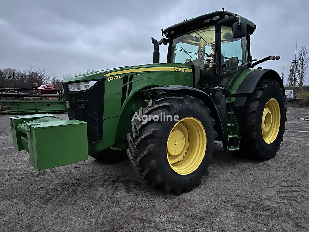 John Deere 8370 R traktor točkaš