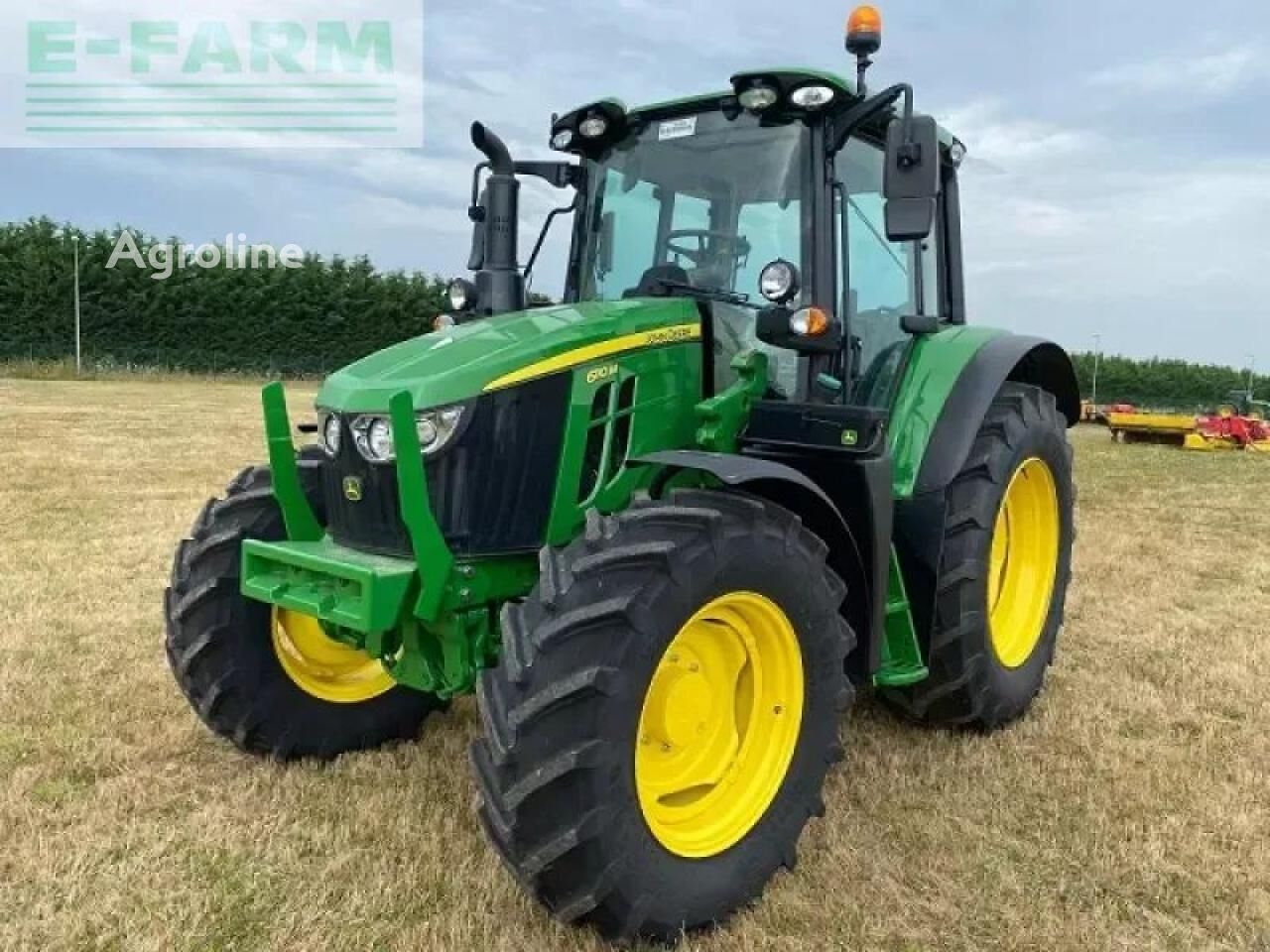 John Deere 6110m traktor točkaš