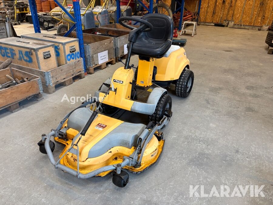 Prodaje se Stiga Park compact 14 traktor kosilica na aukciji