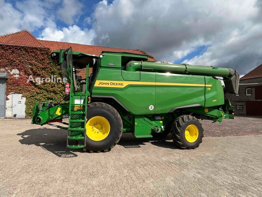 John Deere T5 600 kombajn za žito