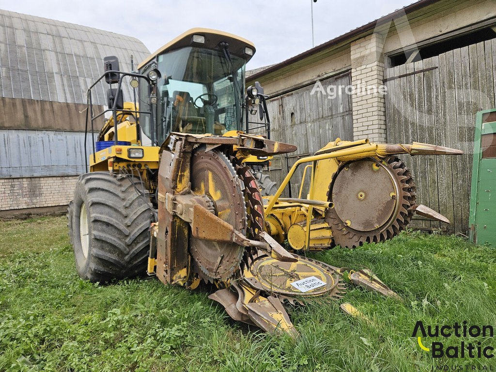 Prodaje se New Holland FX 50 krmni kombajn na aukciji