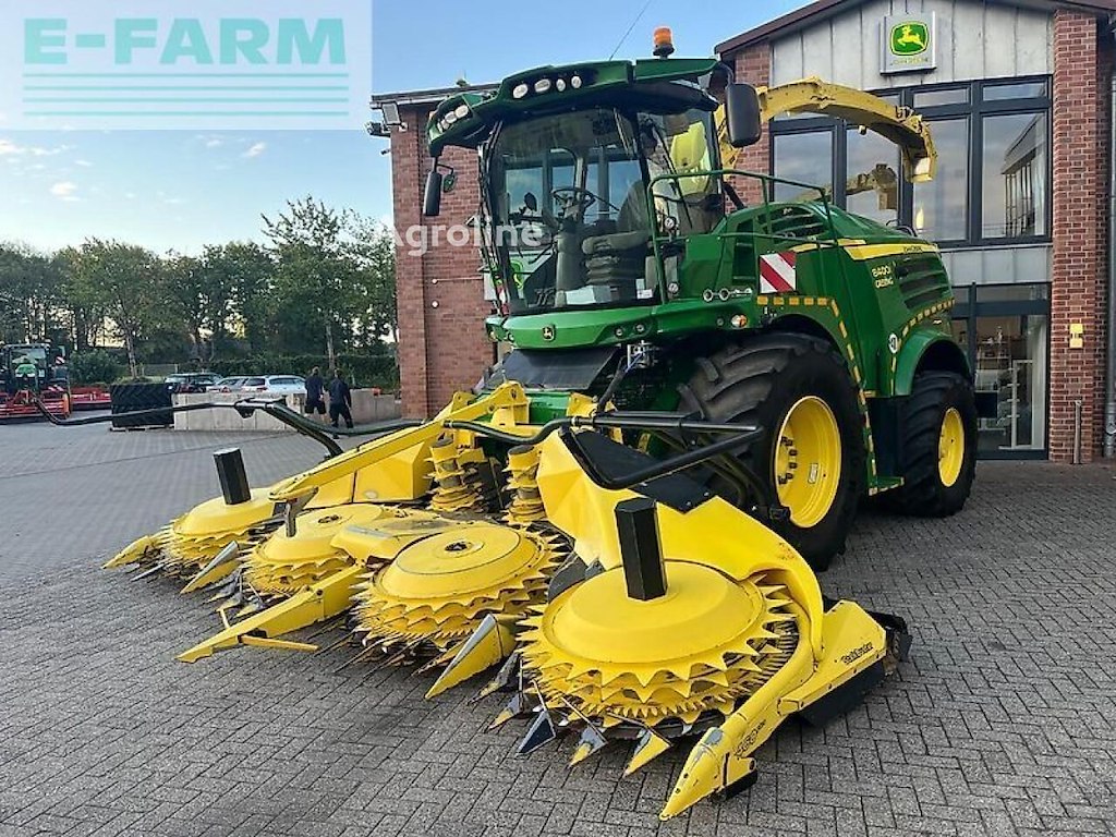 John Deere 8400i krmni kombajn