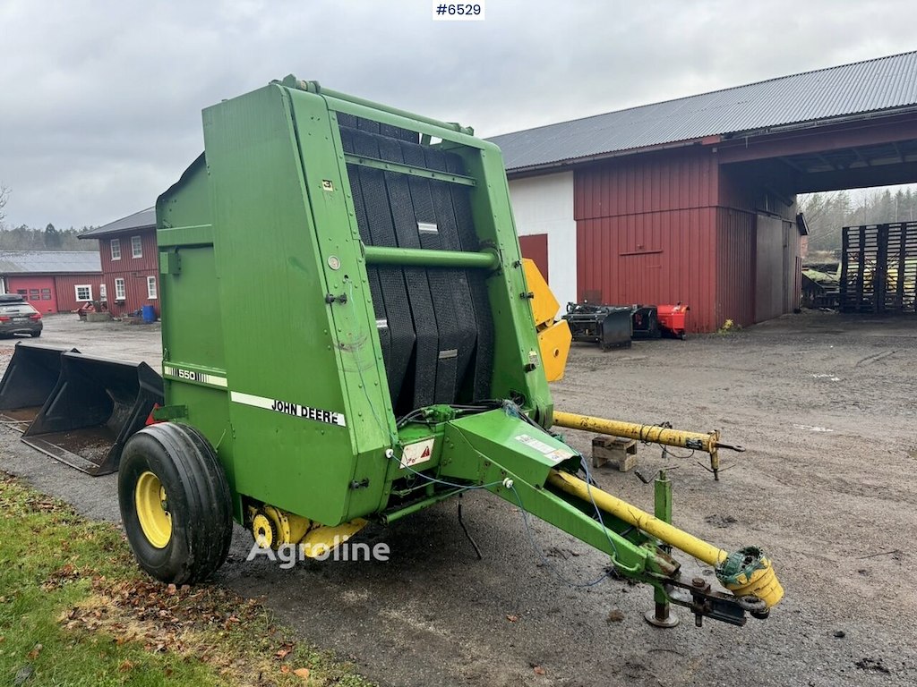 John Deere 550 balirka za okrugle bale