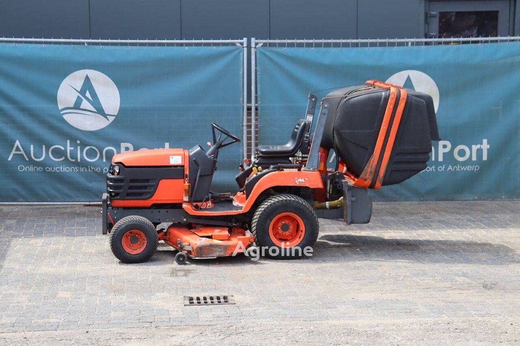 Prodaje se Kubota BX2200D kosilicu za travu na aukciji